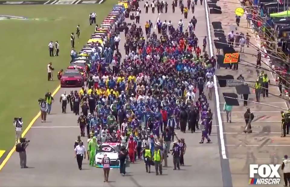 NASCAR drivers push Bubba Wallace's car to front of the grid following ...