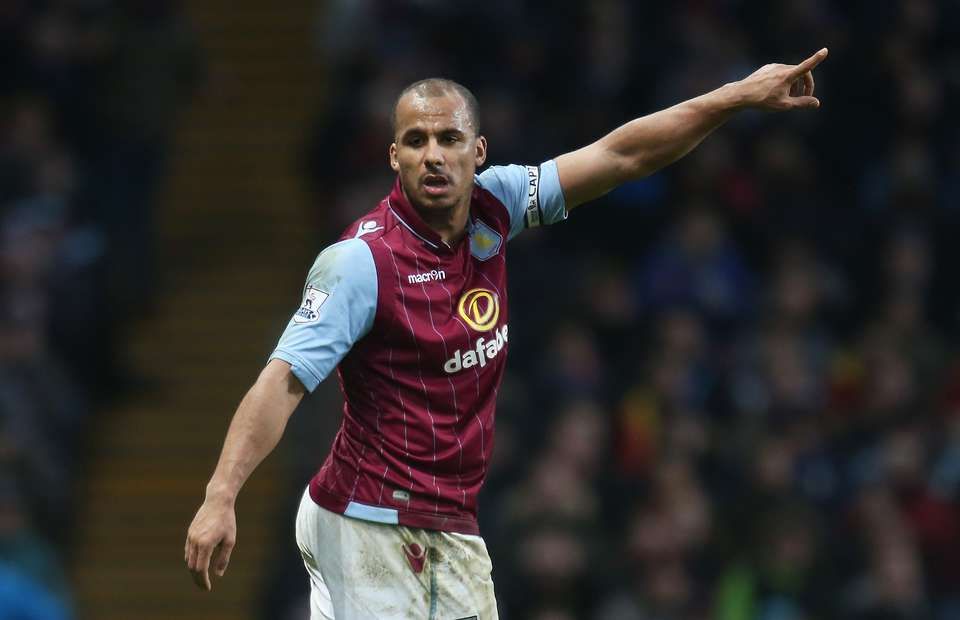 Gabriel Agbonlahor 'falling over' photo from Aston Villa v Liverpool in ...