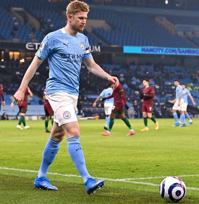 Man City's Kevin De Bruyne produced stunning 'bicycle pass' during ...
