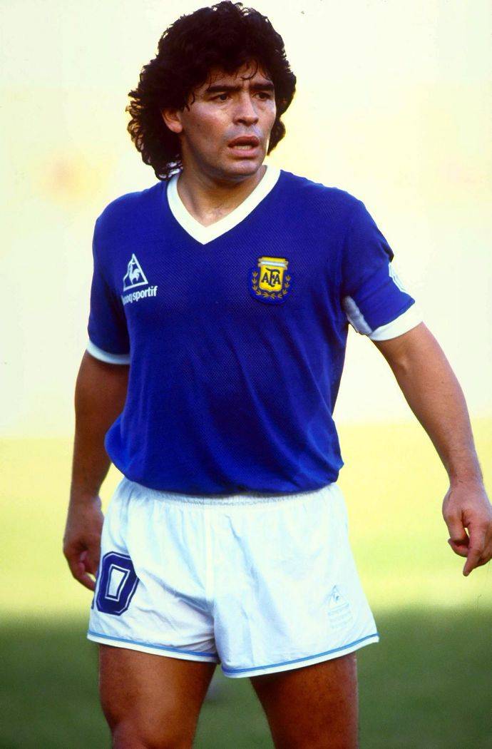 Lionel Messi vs Diego Maradona: The 10 greatest left-footed players of ...