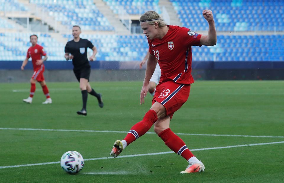 Erling Haaland: Clip of him taking part in Norway shooting practice