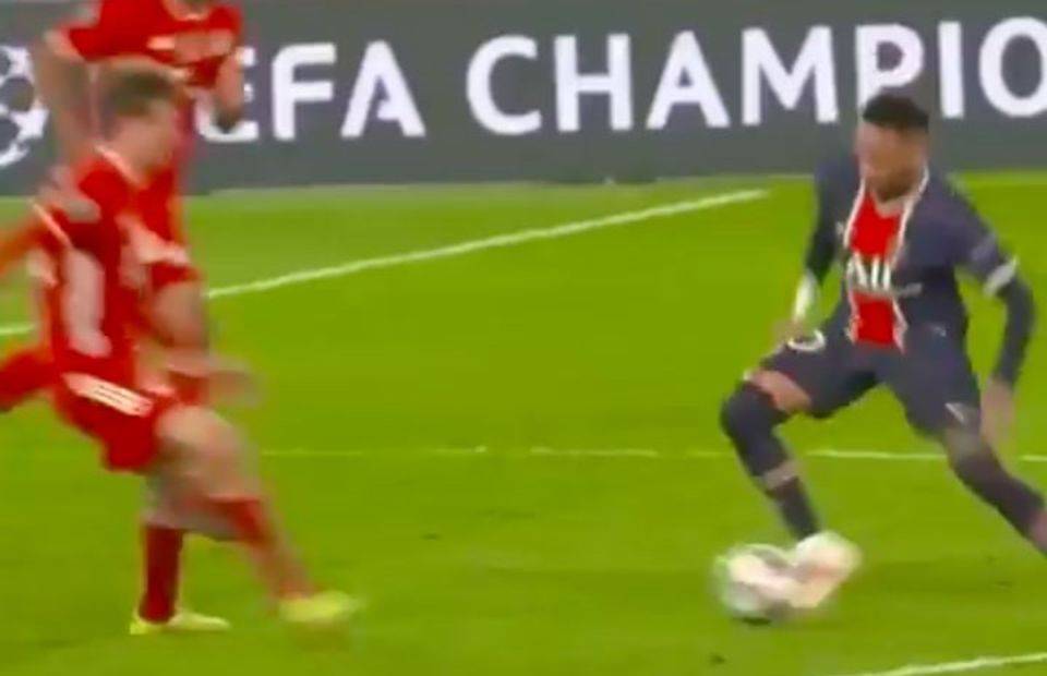 Neymar: PSG star's nutmeg on Thomas Muller captured in slow-motion