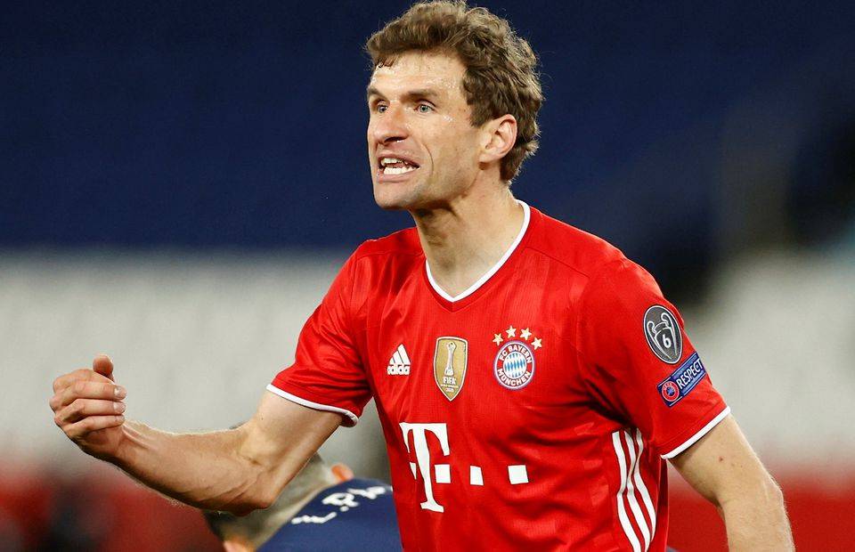 Bayern's Thomas Muller punished for phantom foul vs PSG in the ...