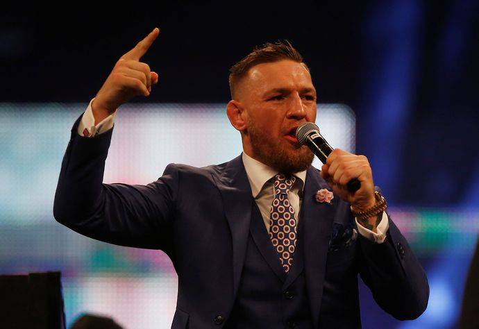 Conor McGregor absolutely ruins influential journalist with brutal one ...