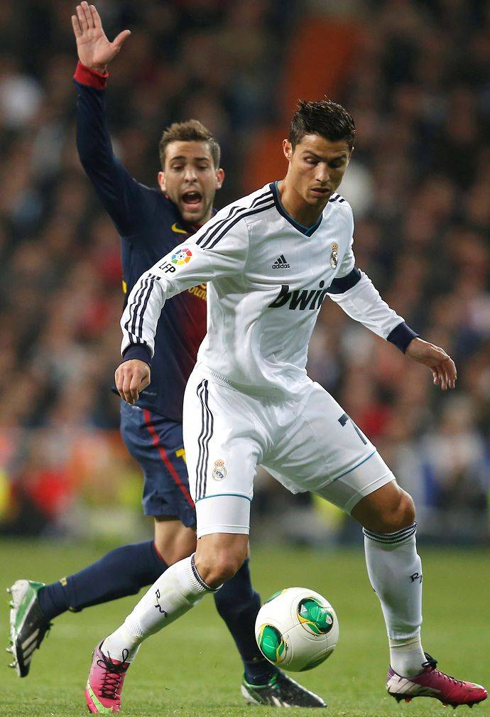 Lionel Messi vs Cristiano Ronaldo: Stats answer the debate each season ...