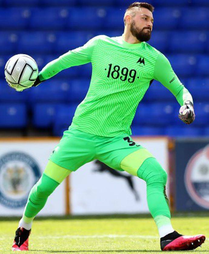 National League Play-Off final: Torquay goalkeeper scores late goal vs ...