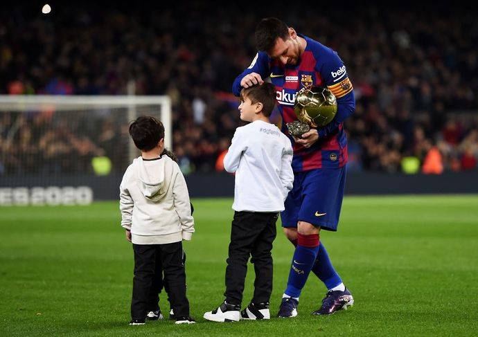 thiago messi mocks