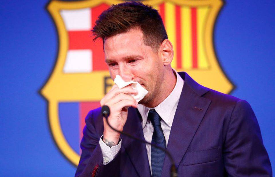 Lionel Messi: Tissue Barcelona legend used at farewell press conference ...