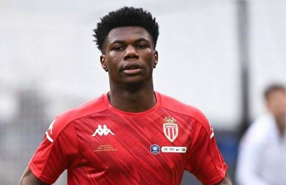 Manchester United in talks to sign Tchouameni
