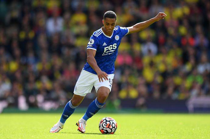 Youri Tielemans chest-cam shows just how fast professional football ...