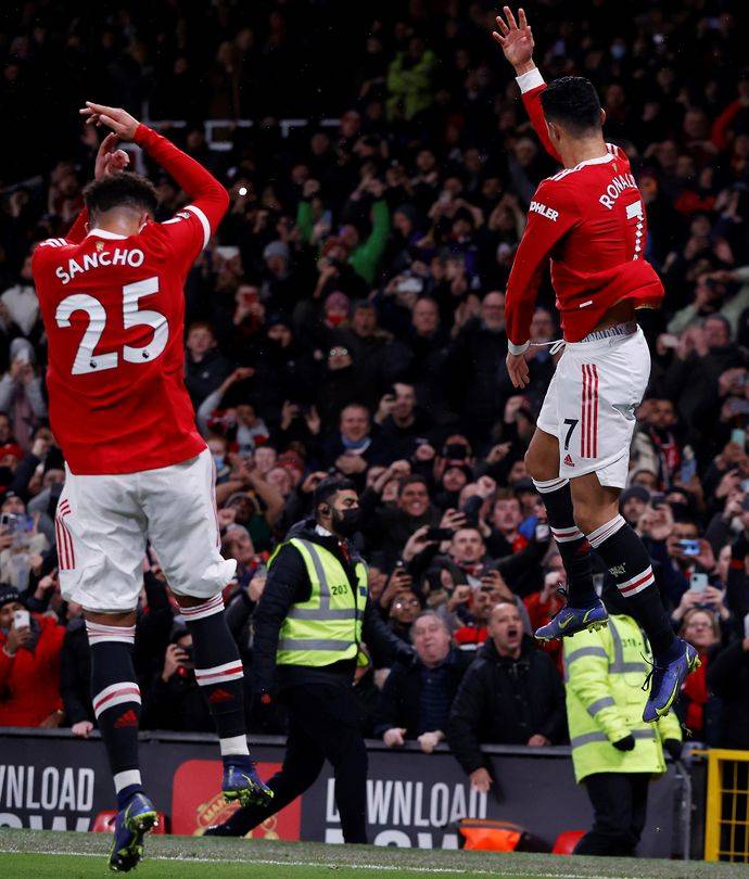 Cristiano Ronaldo: Fans channel Man Utd star's iconic celebration in ...