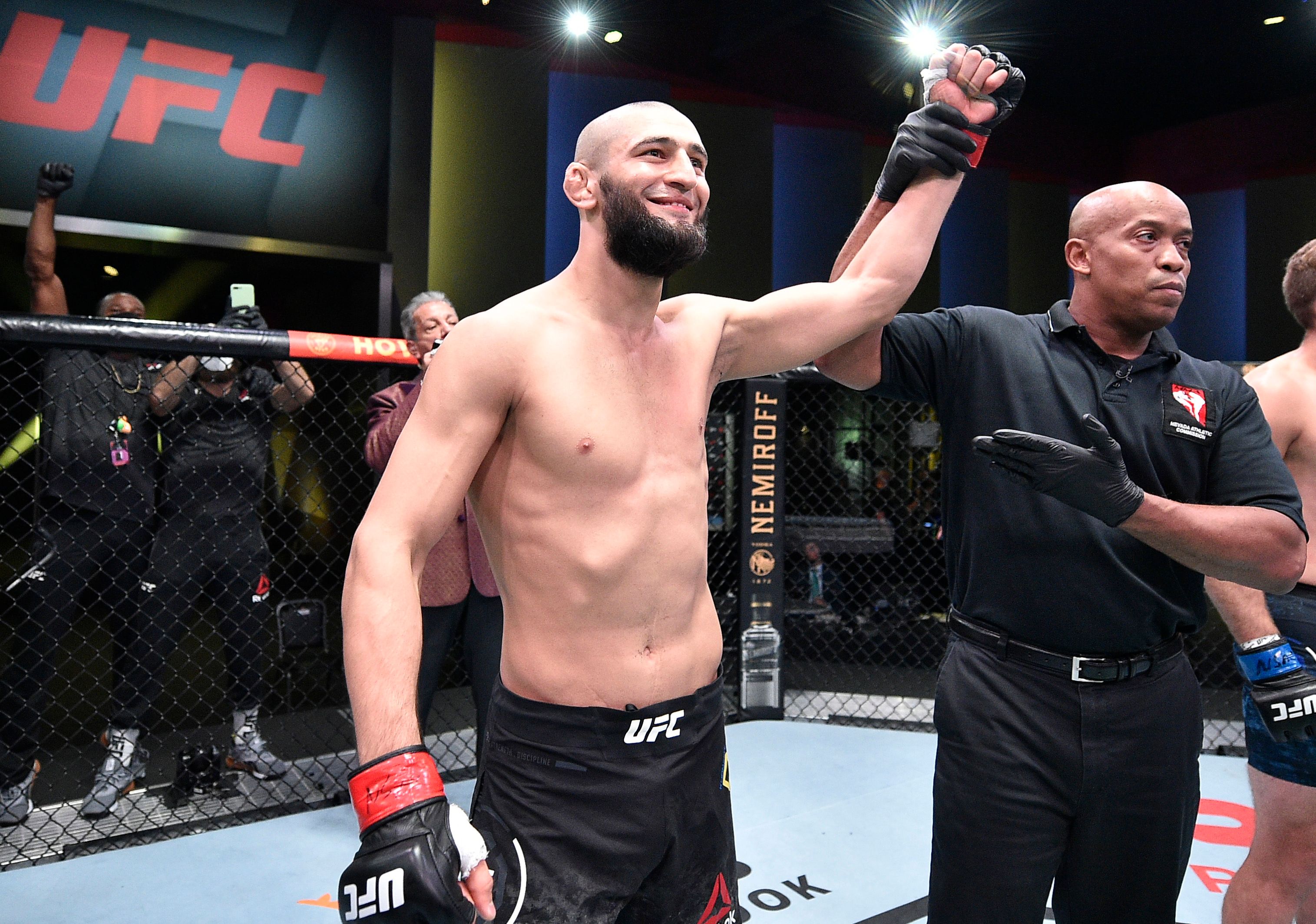 How tall is UFC Fighter Khamzat Chimaev?
