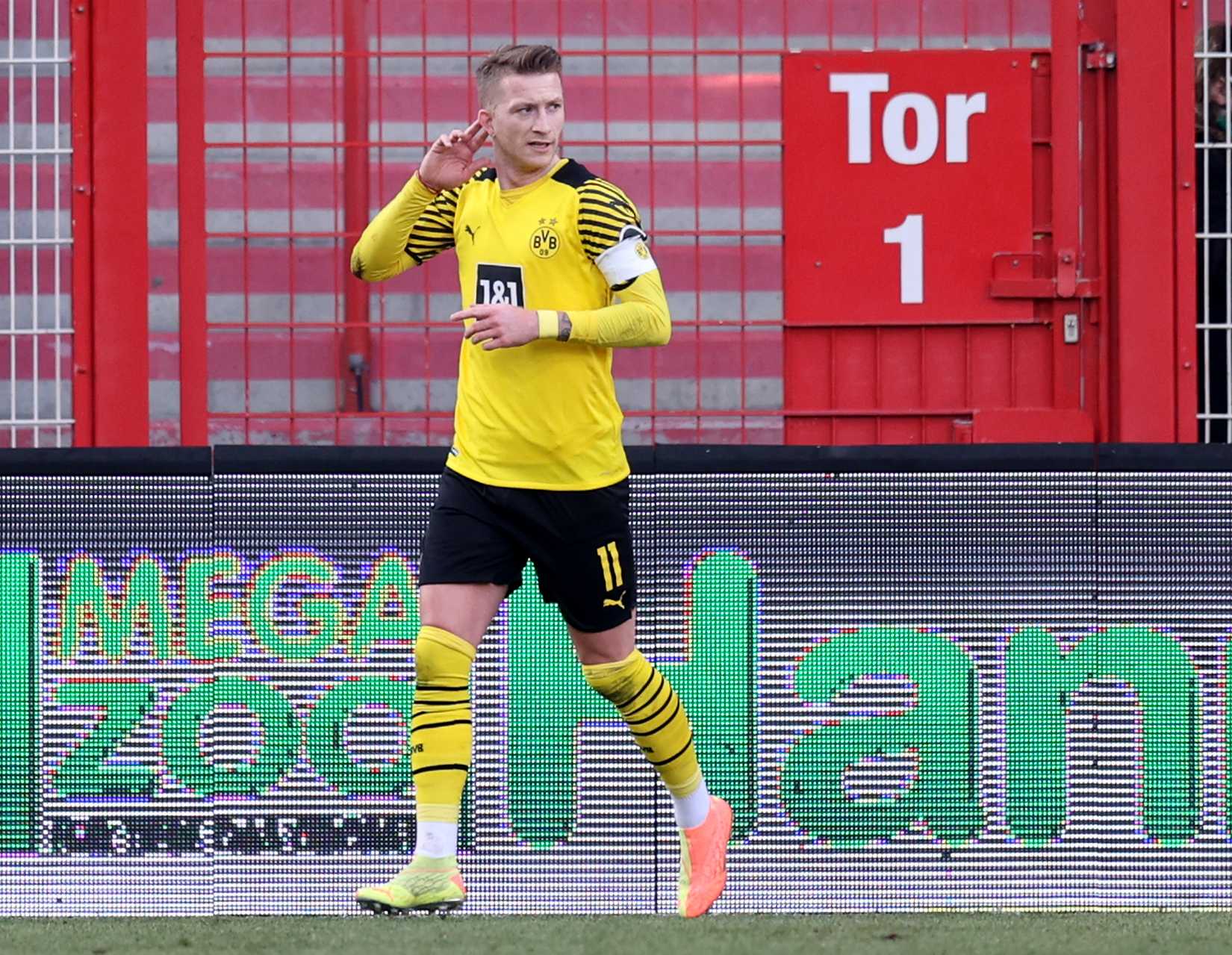 Sources: LA Galaxy Remain in Active Discussions for Marco Reus