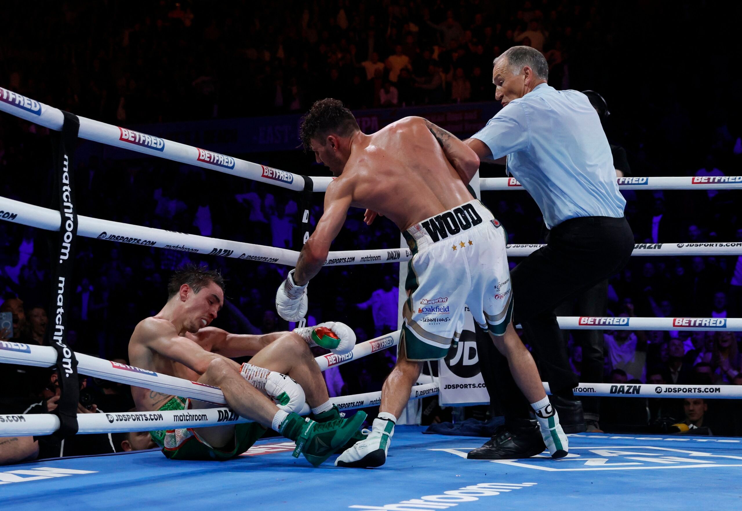 Leigh Wood lands absolutely terrifying KO on Michael Conlan