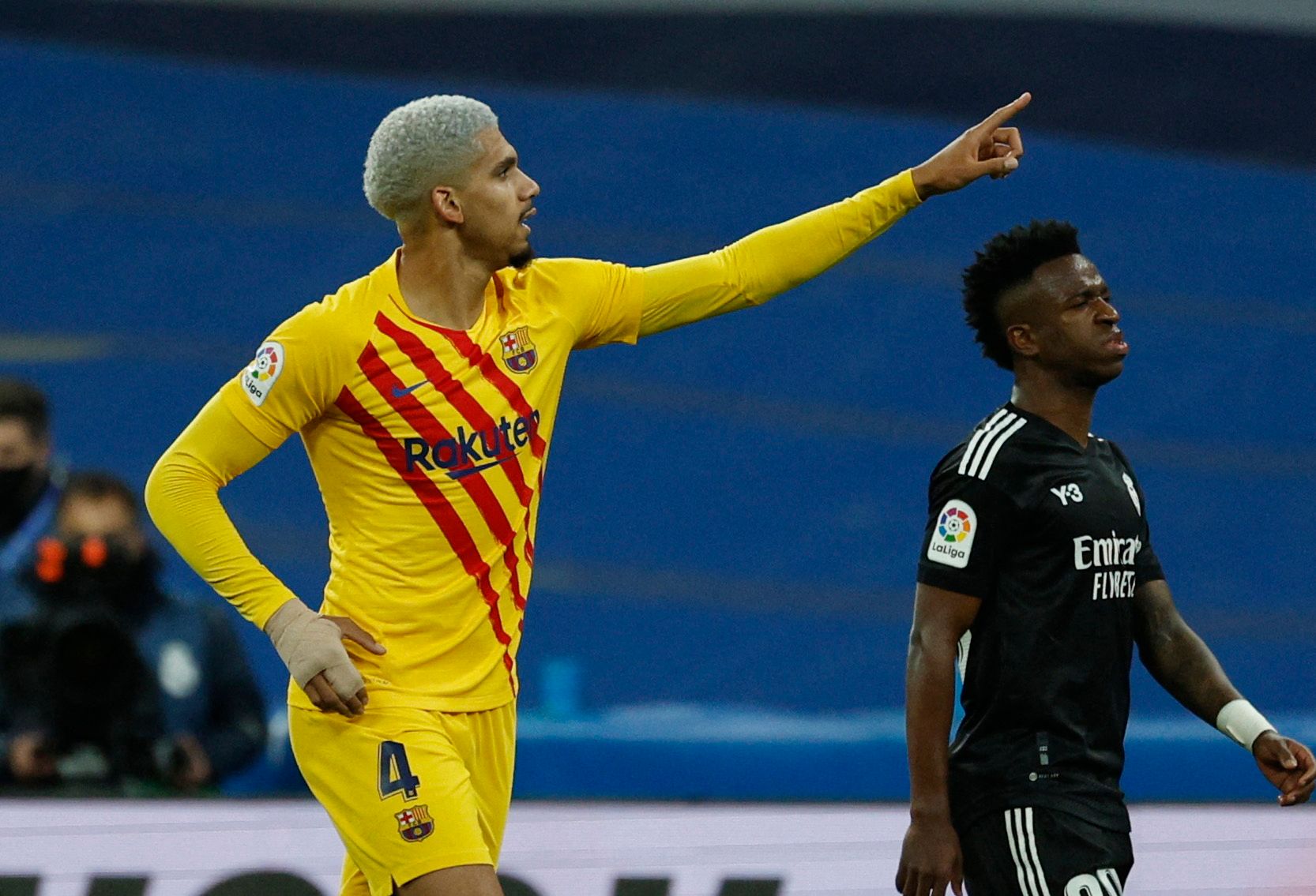 El Clasico: Ronald Araujo's celebration after battle with David Alaba