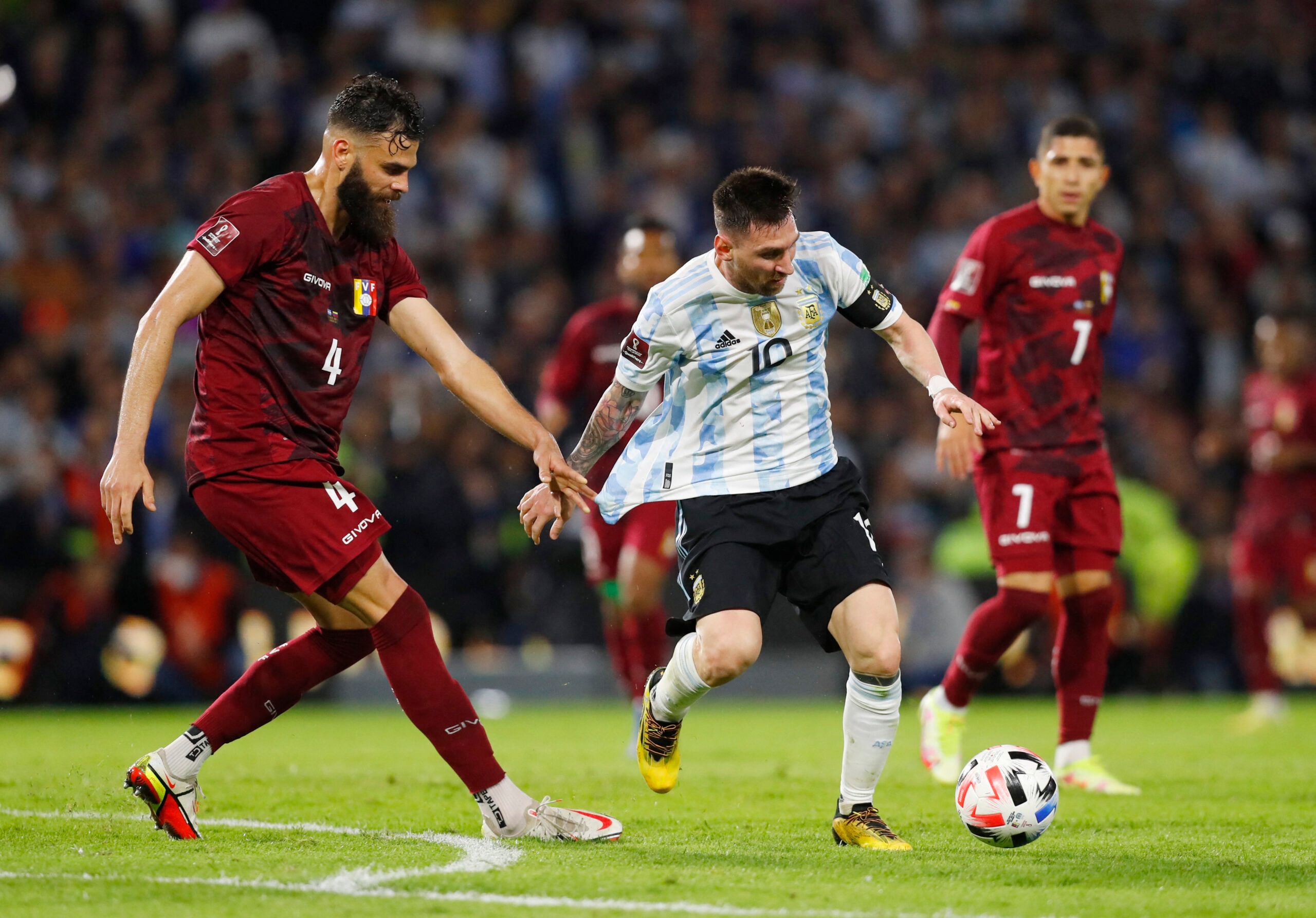 Lionel Messi ate up half the pitch with superb run for Argentina