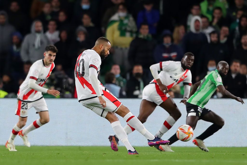 Bebe: Ex-Man Utd man scores terrific free-kick for Rayo vs Betis
