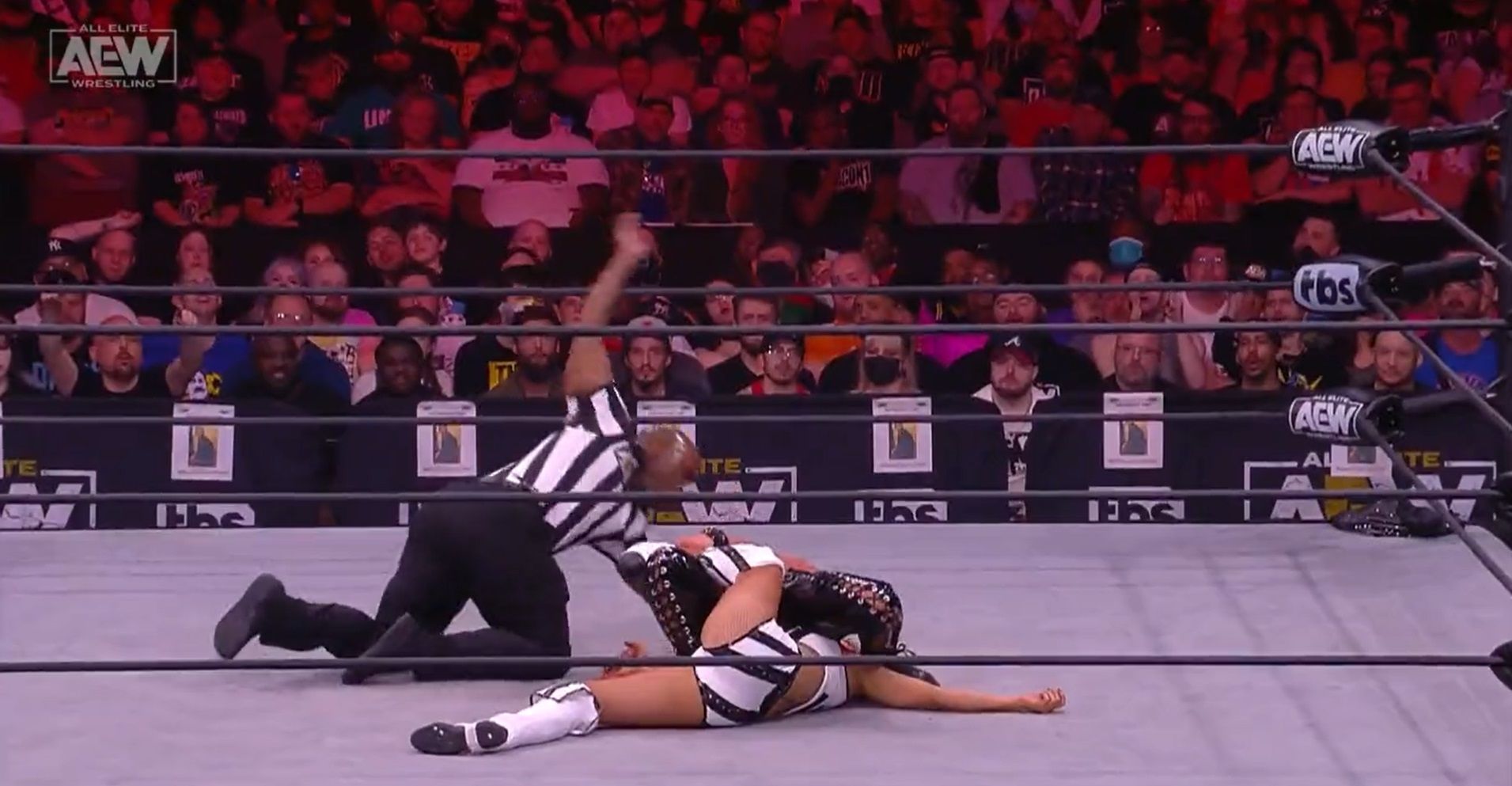 AEW: Toni Storm is ALL ELITE.