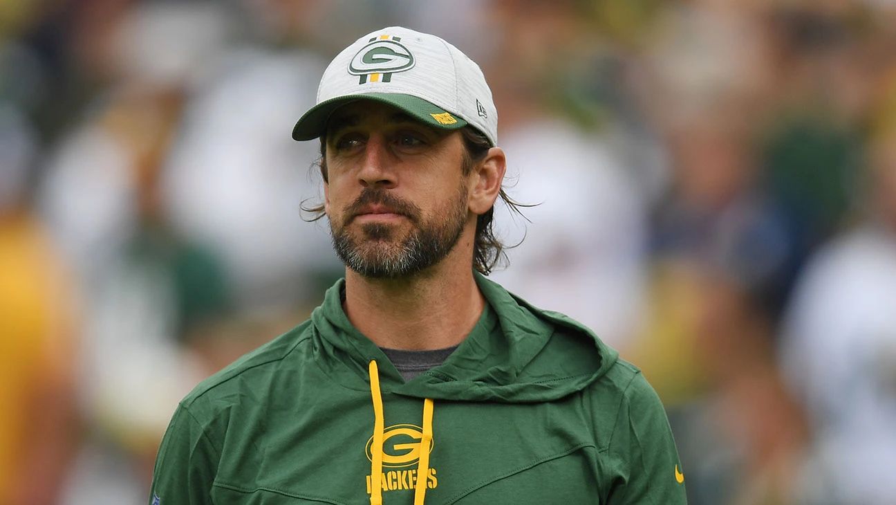 Aaron Rodgers: Packers QB branded 'horrible leader' by fans online as ...