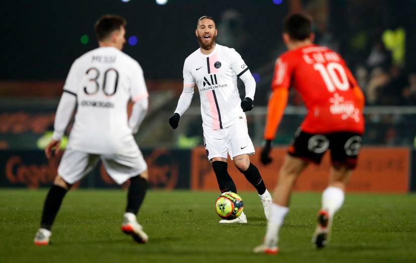 PSG's Sergio Ramos shows off ripped physique at 36 years old