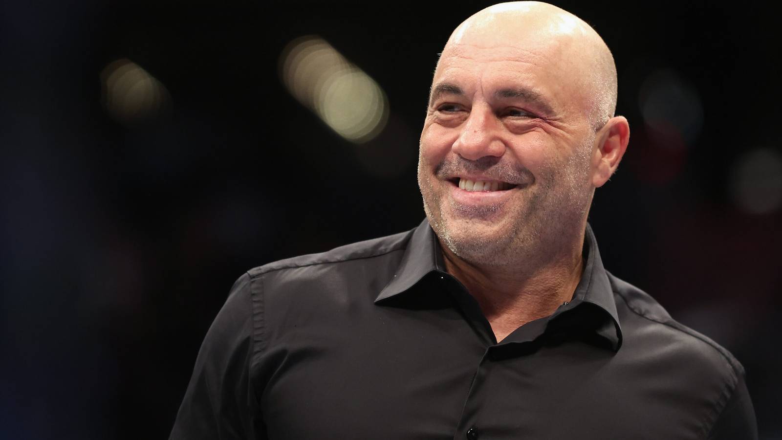 Is Joe Rogan on commentary for UFC Paris?
