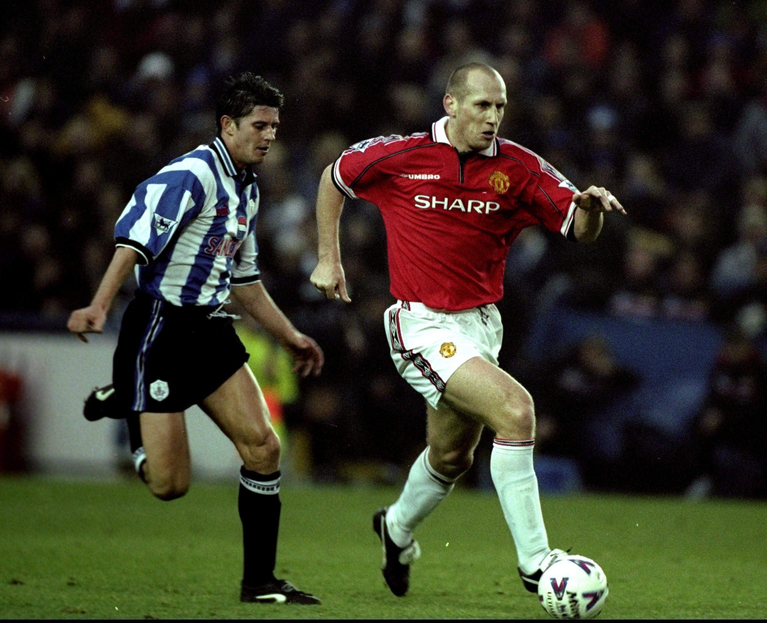 Paul Scholes builds his perfect player from 9 Man Utd stars ft. Ronaldo ...