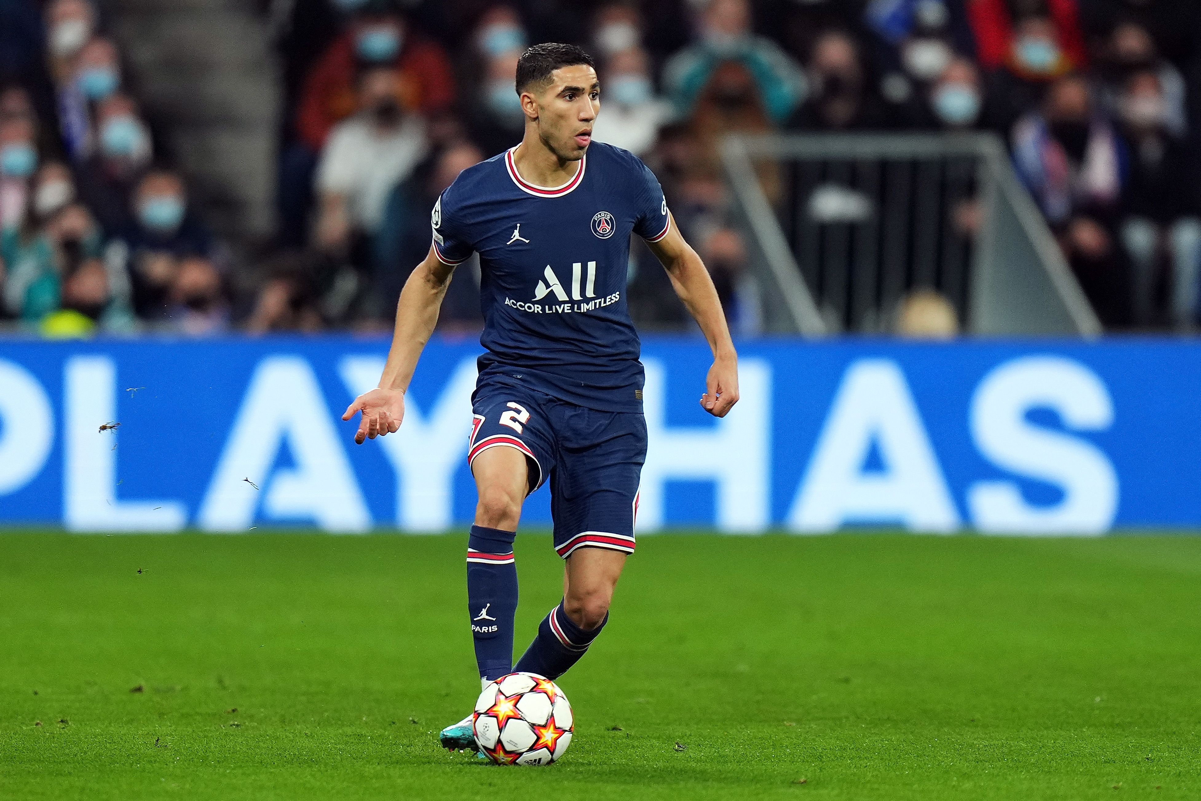 Best Right-Backs To Sign In FIFA 23 Career Mode (Revealed)