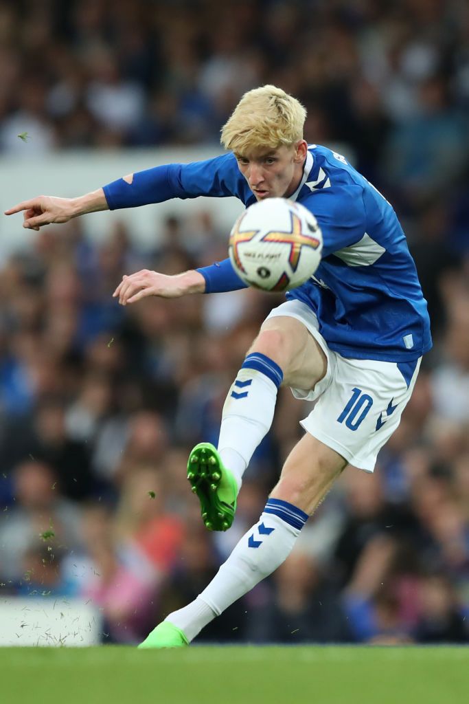 Anthony Gordon to Chelsea: Video of Everton star's goals goes viral