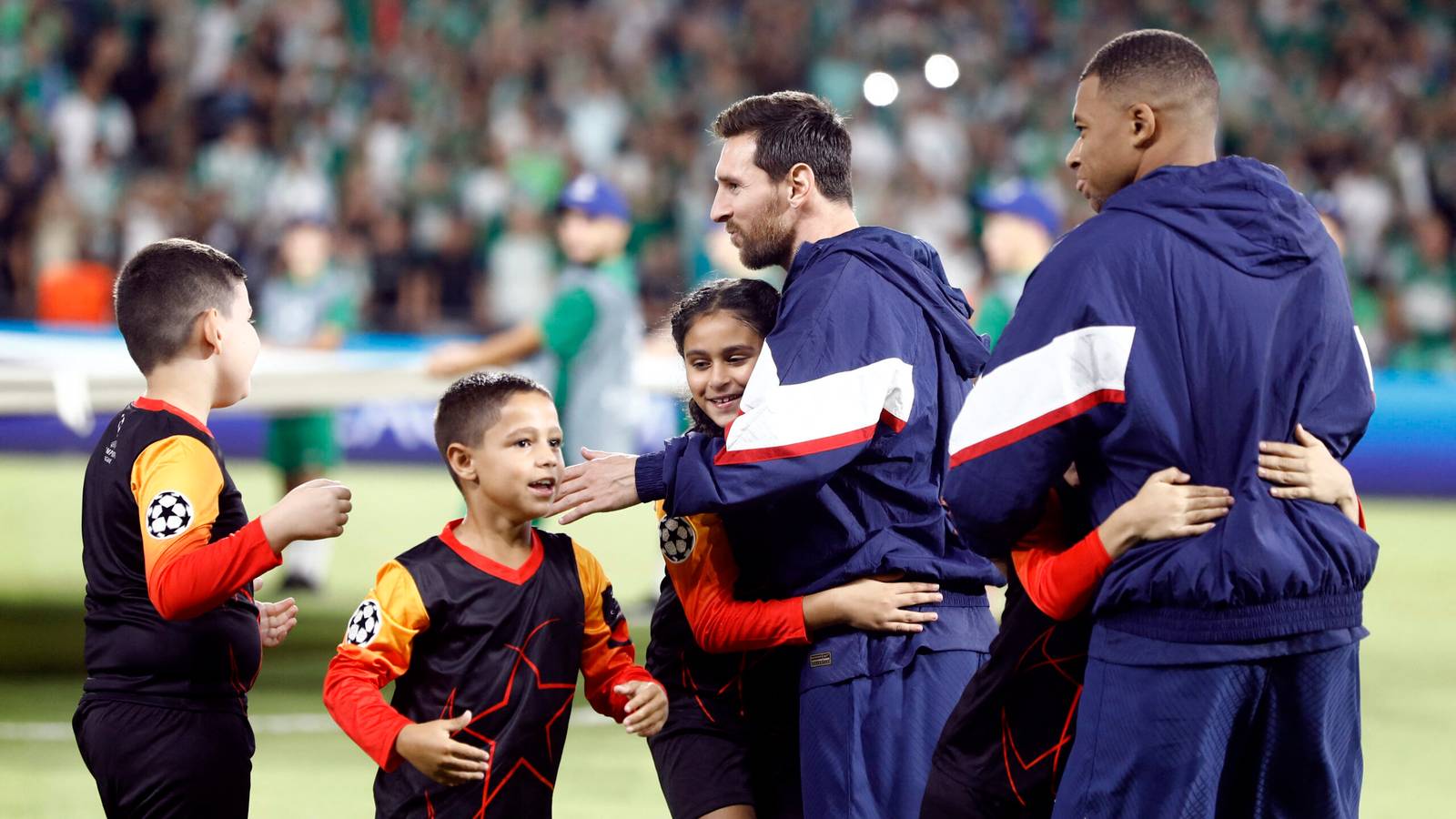 Lionel Messi: Footage of Champions League mascots' heartwarming ...