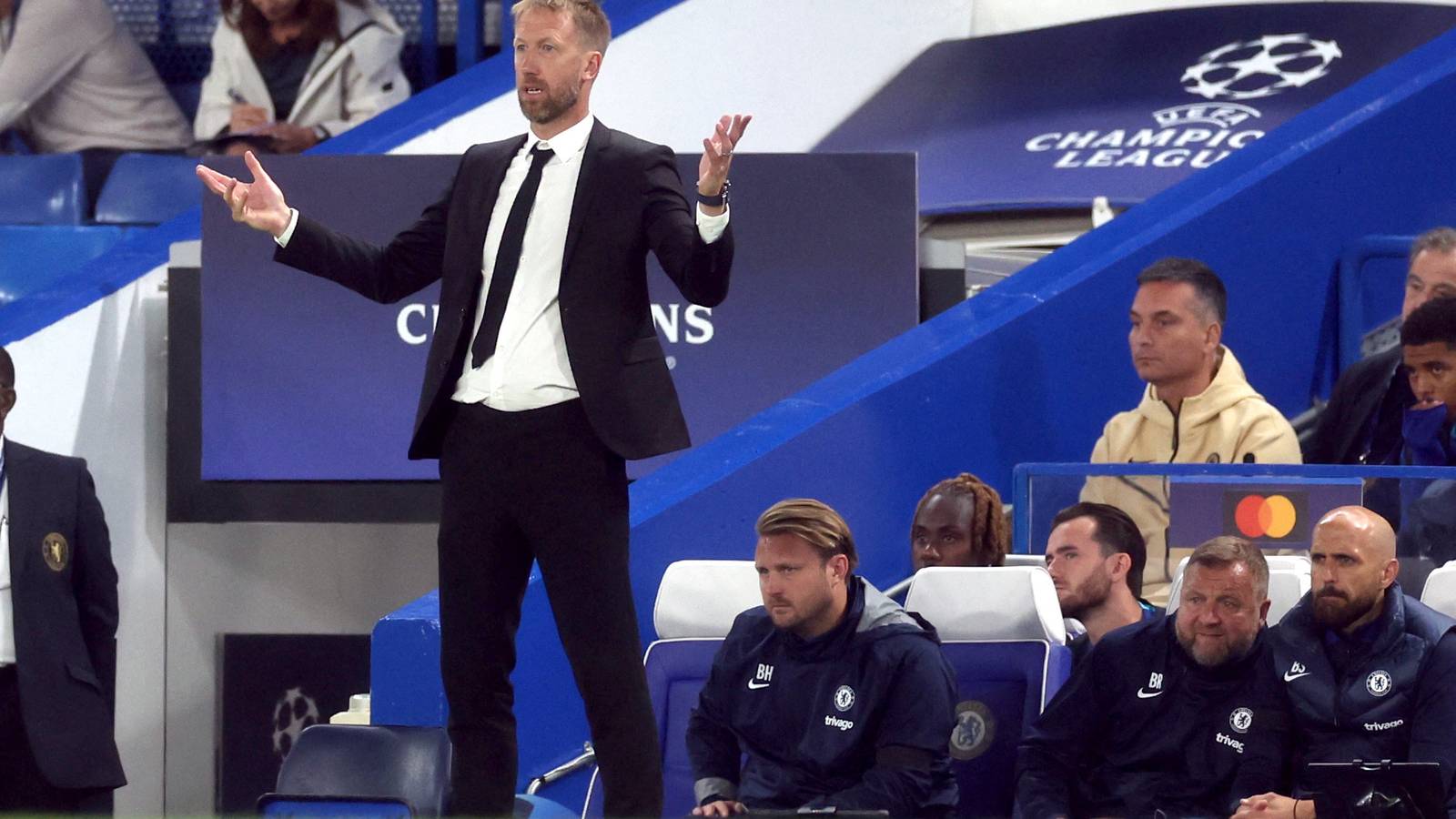 Chelsea: Potter 'will cause outrage' by snubbing £200k-a-week star