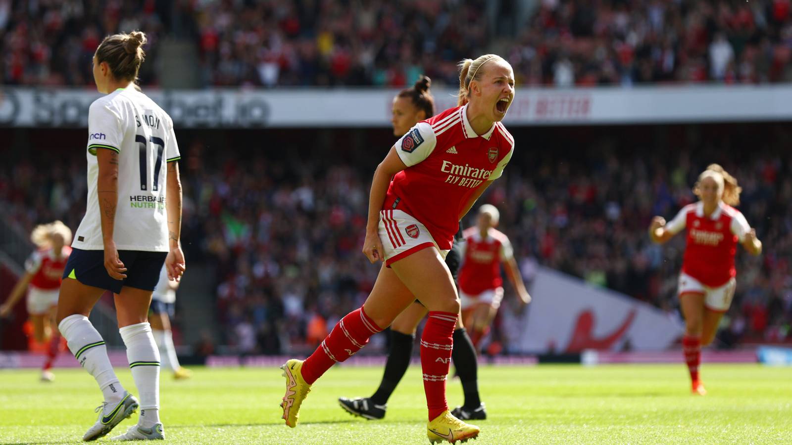 Arsenal run riot over Spurs as Emirates sets new WSL attendance record