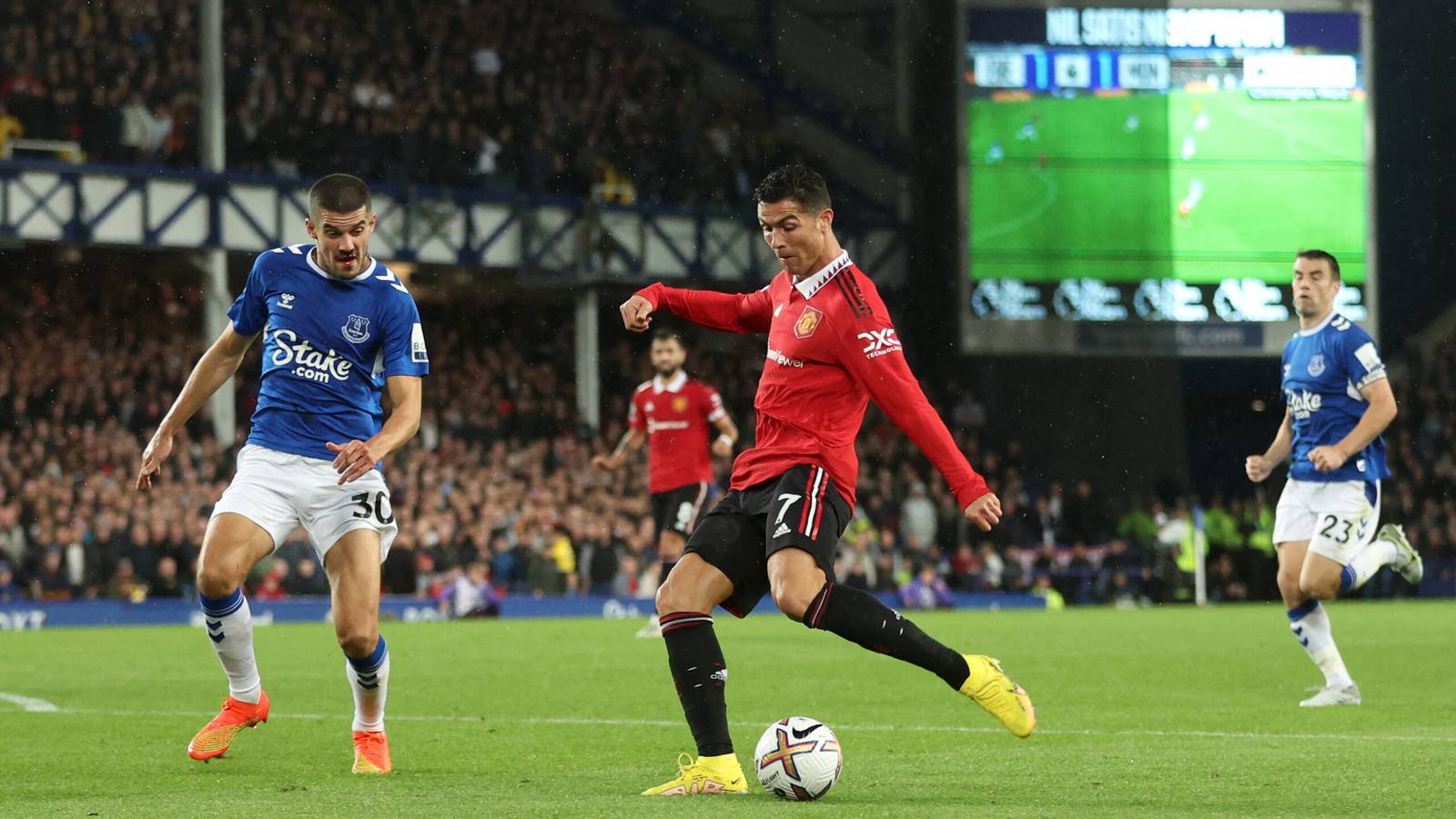 Cristiano Ronaldo reaches stunning stat with Man Utd goal from Casemiro ...