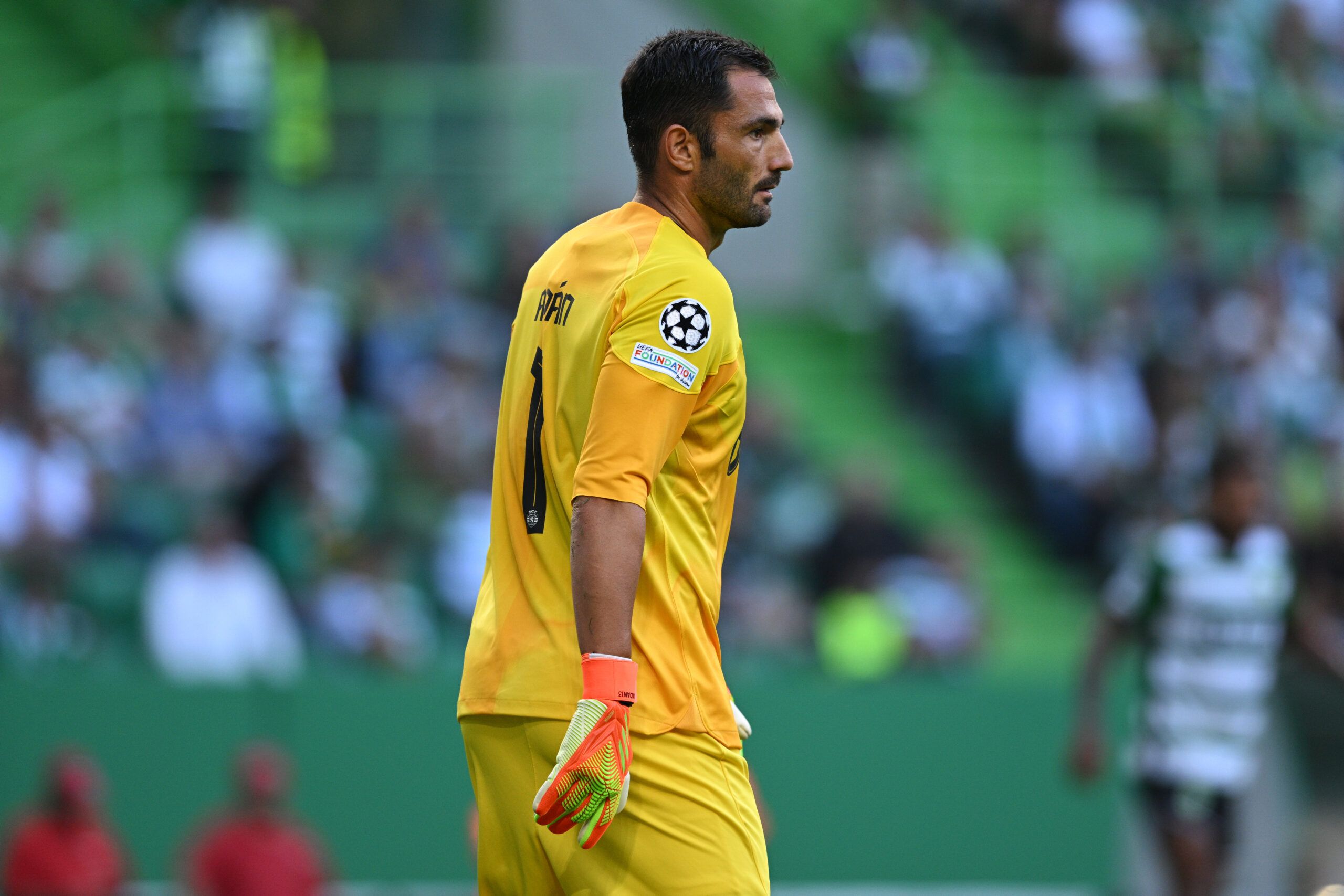 Marseille 3-1 Sporting: Antonio Adan might have put in one of the worst ...