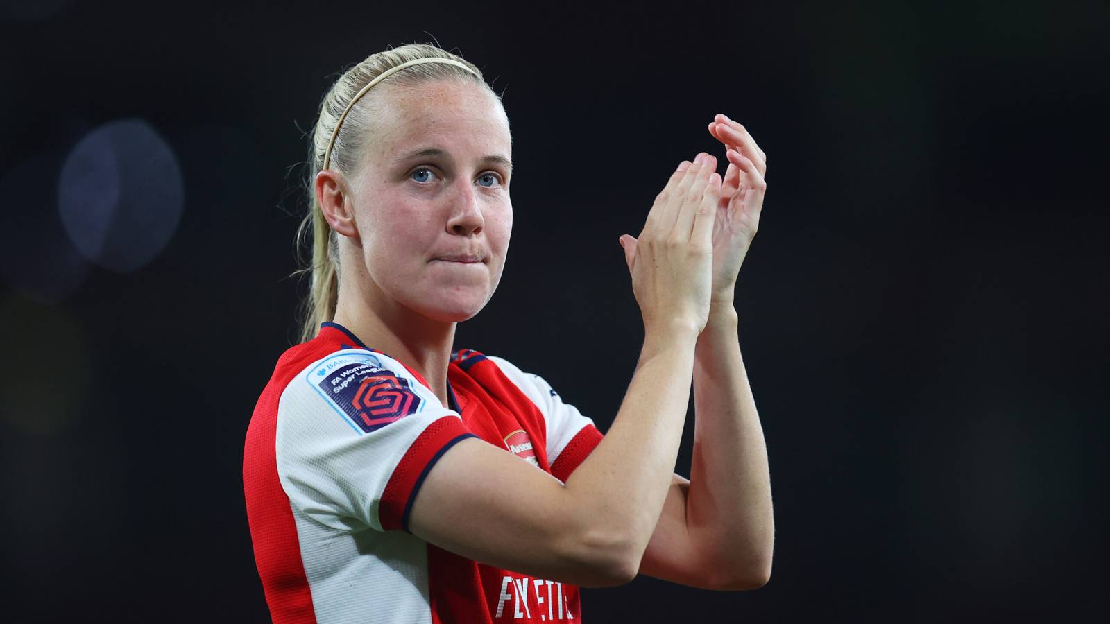 Beth Mead: Voting shows how close Arsenal star was to Ballon d'Or win