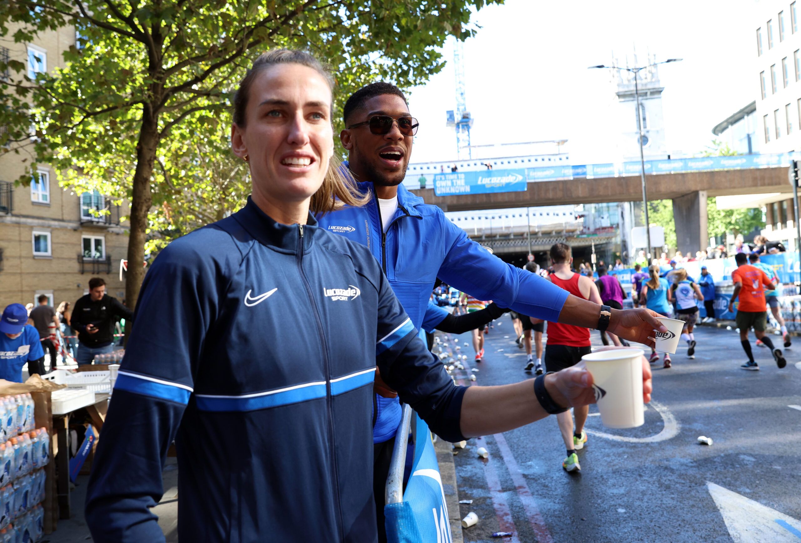 Anthony Joshua and Jill Scott stun London Marathon runners by giving ...
