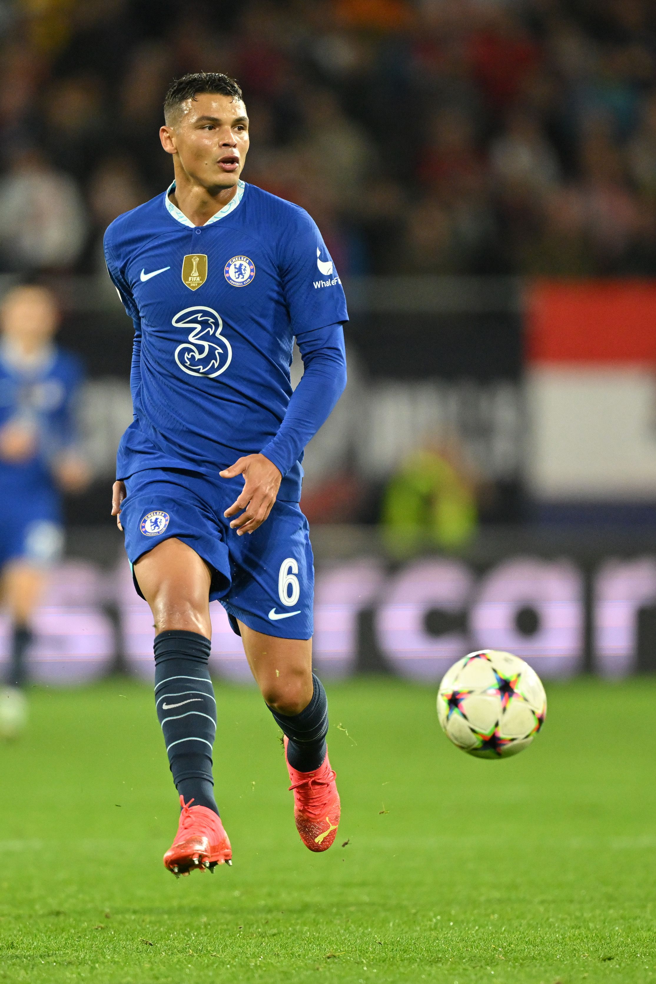 Chelsea: Thiago Silva's wife was not happy with nasty incident vs Salzburg