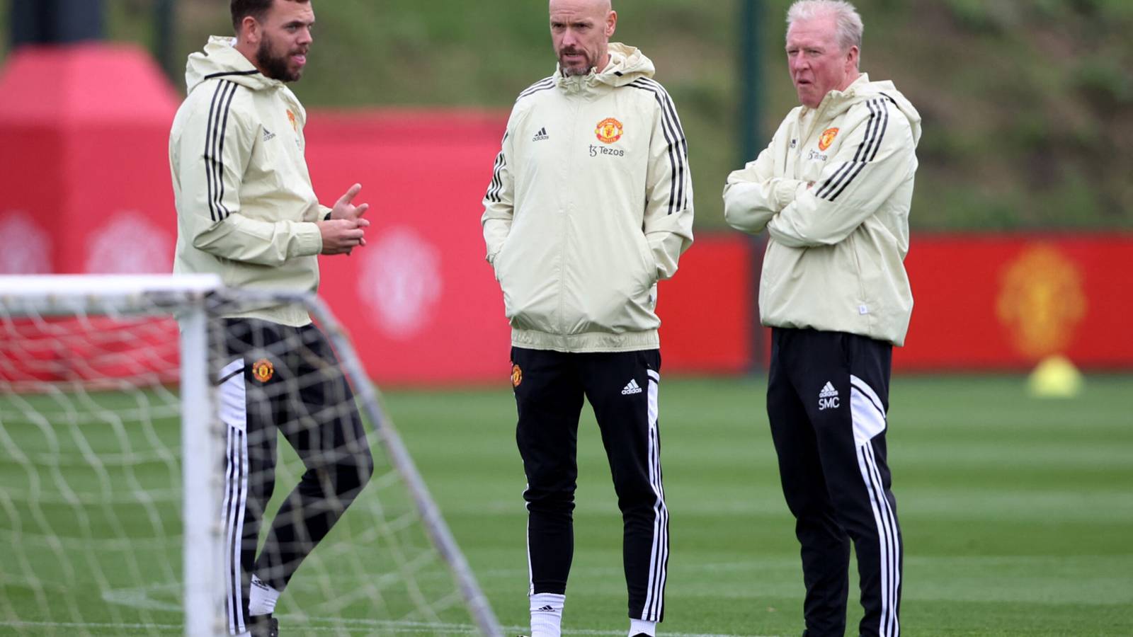 Man Utd now 'in contact' with £40m star's agents at Old Trafford