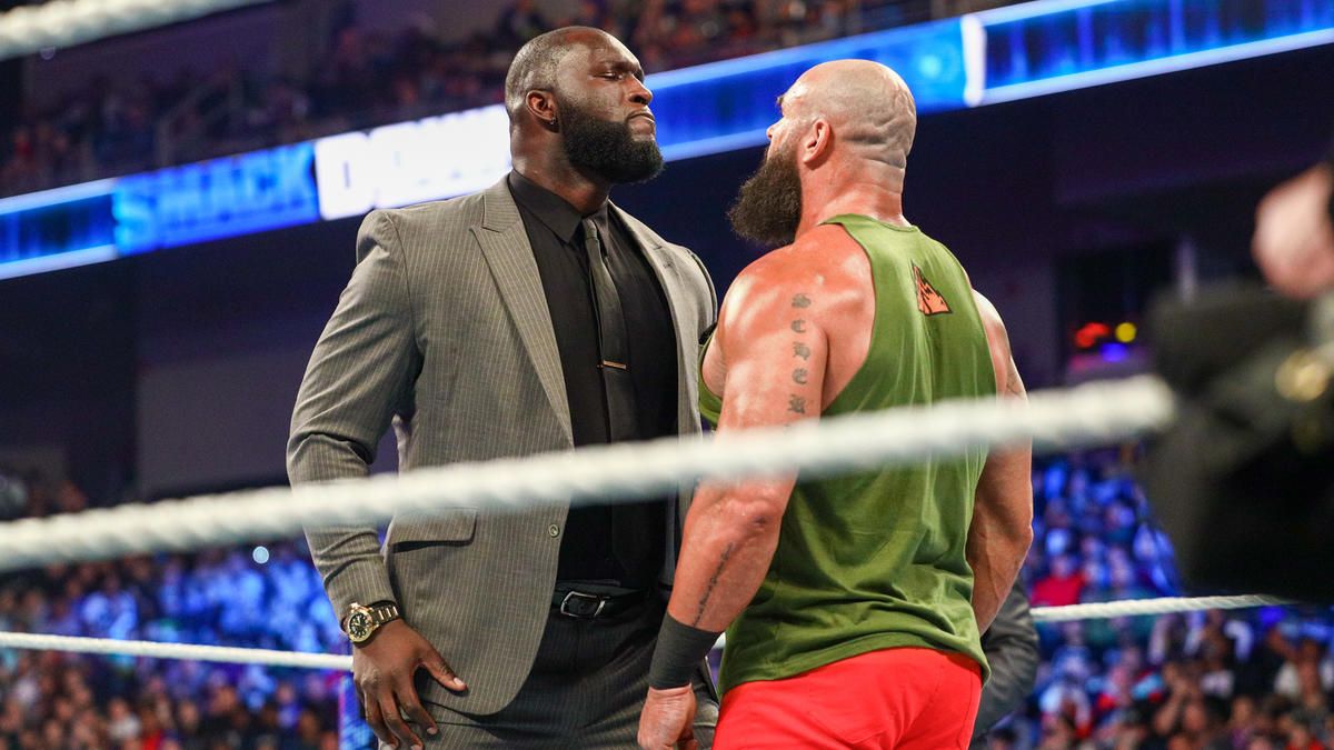 WWE SmackDown: Omos towering over Braun Strowman leaves fans shocked