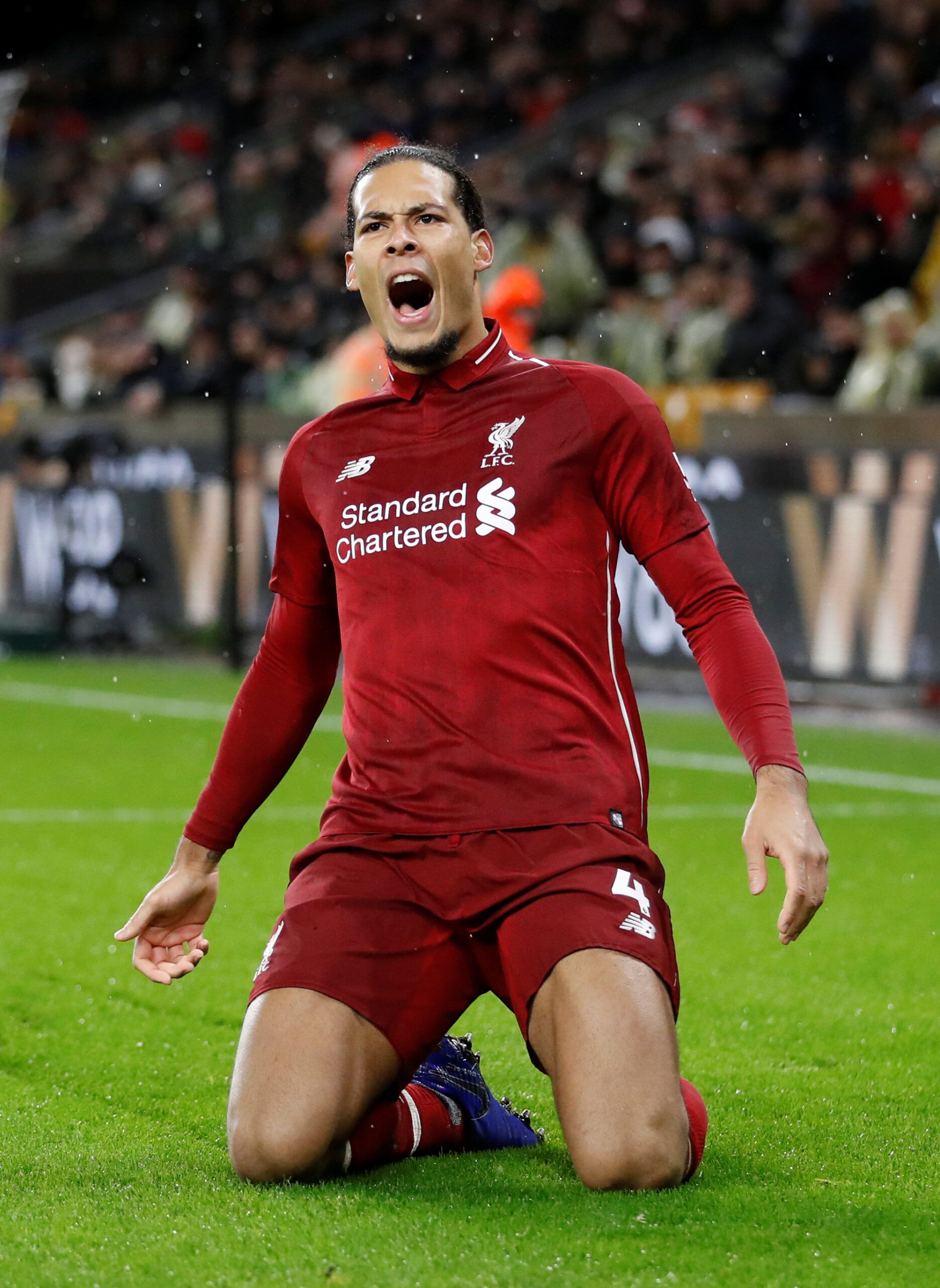 Virgil van Dijk vs Jamie Carragher: Comparing the Liverpool heroes ...