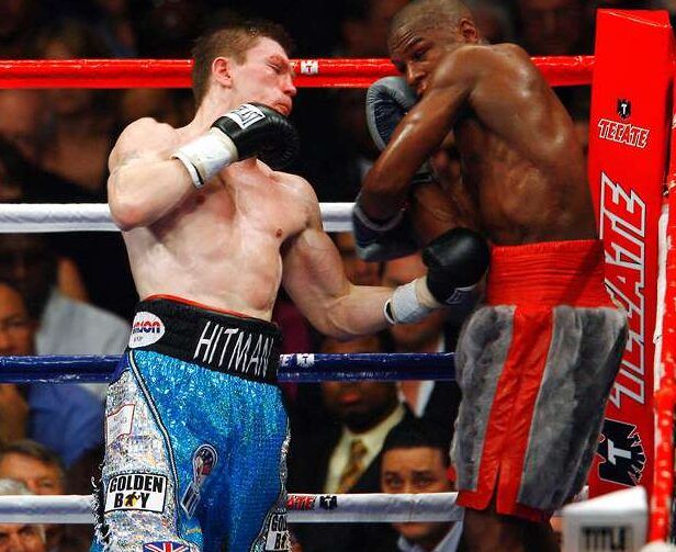 Ricky Hatton's epic body transformation on show in latest training footage