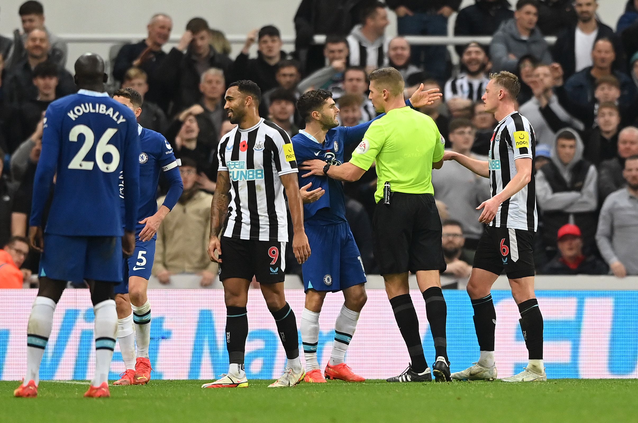Newcastle 1-0 Chelsea: The final two minutes of the match were incredible