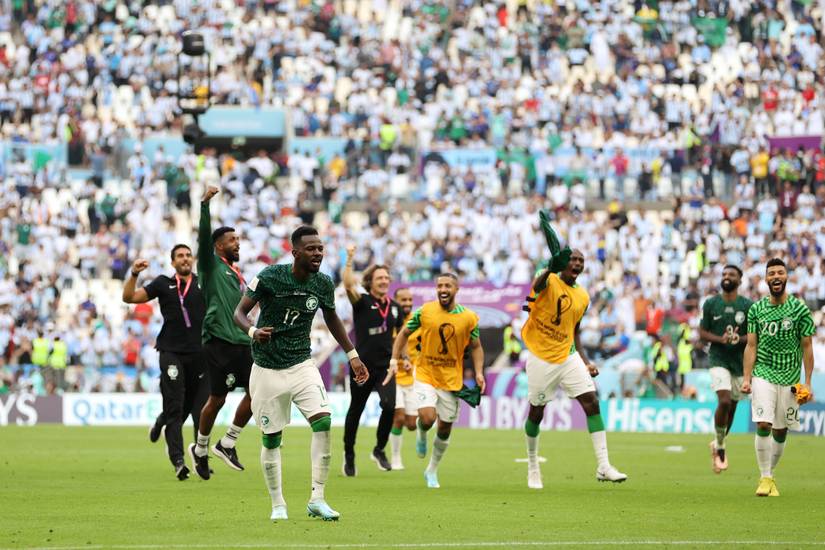 Saudi Arabia fans do Cristiano Ronaldo’s ‘SUIII’ celebration after ...
