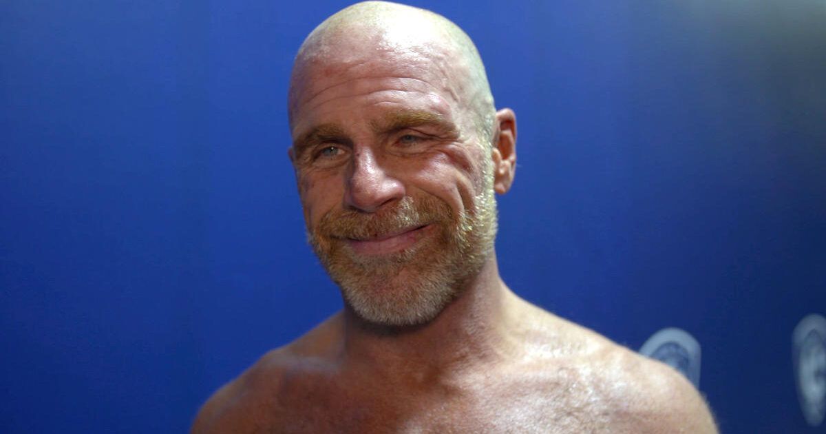 Shawn Michaels' Bald Head & 9 More Wrestling Looks That Shocked WWE Fans