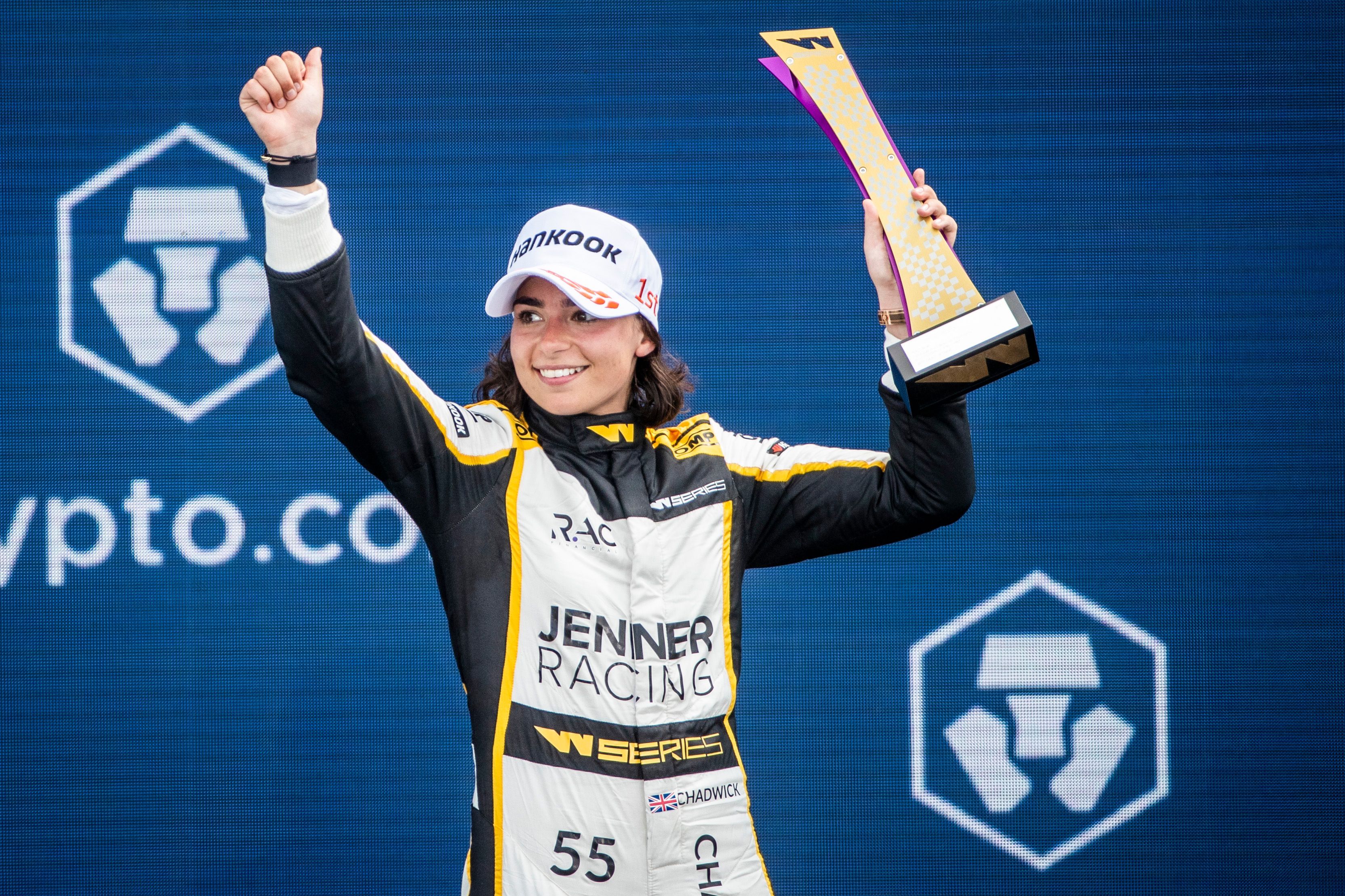 F1: Jamie Chadwick to continue with Williams Driver Academy
