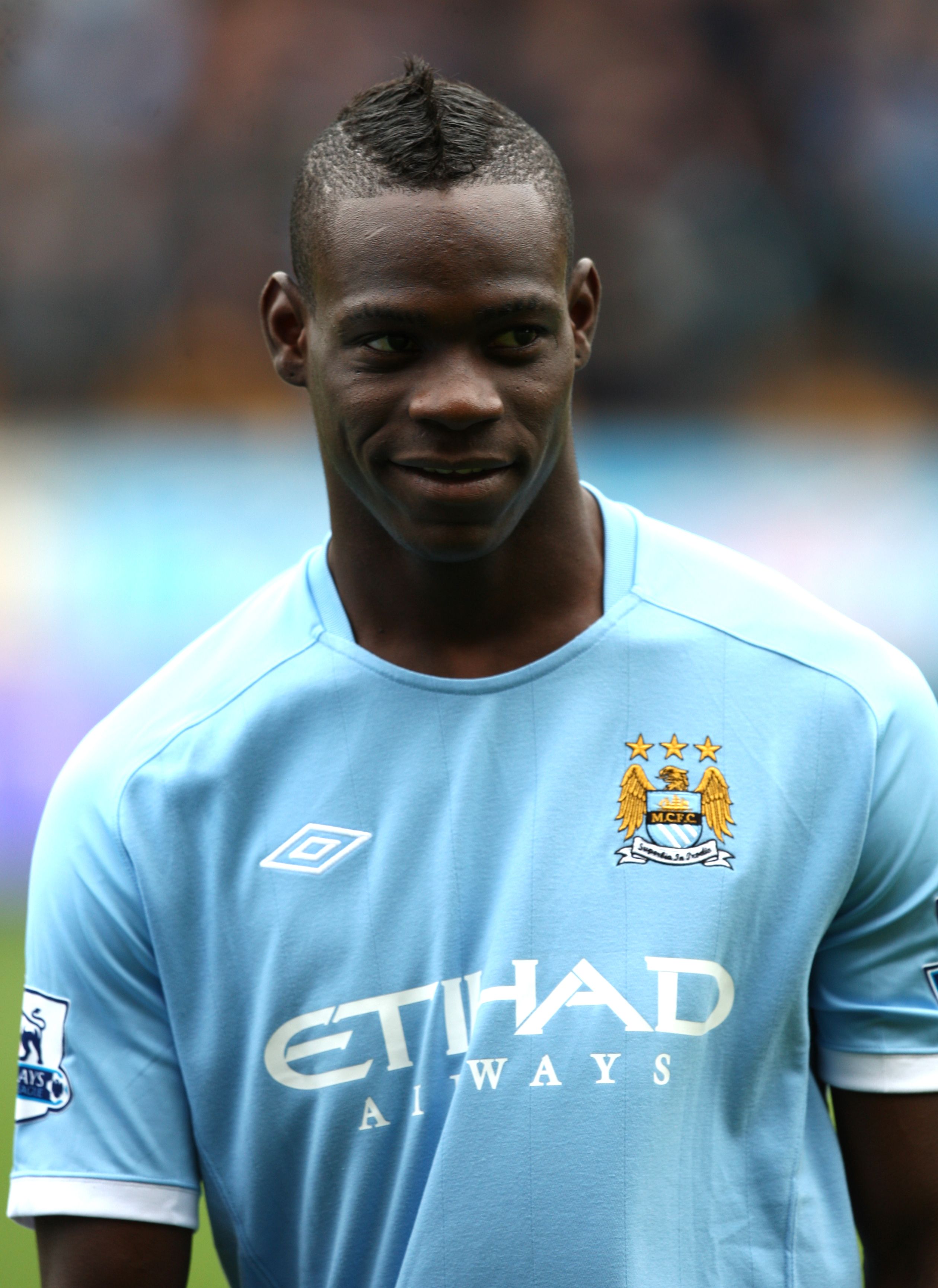 What did Man City kitman find in Balotelli's locker after he left?