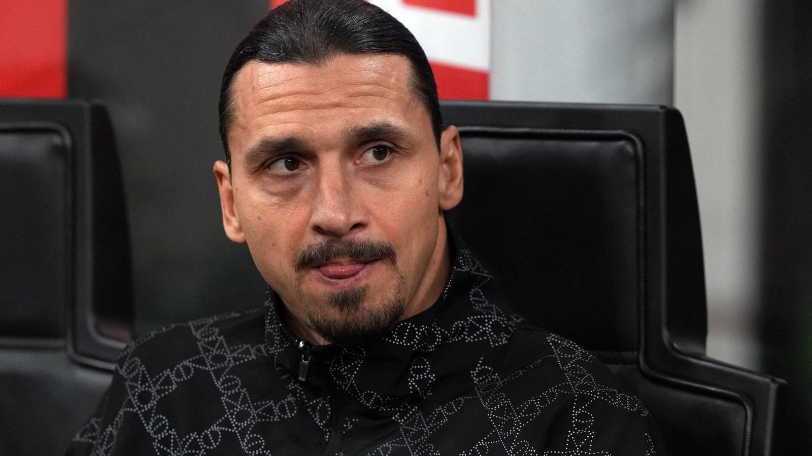 Zlatan Ibrahimovic, 41, shows off ripped physique in Xmas snap