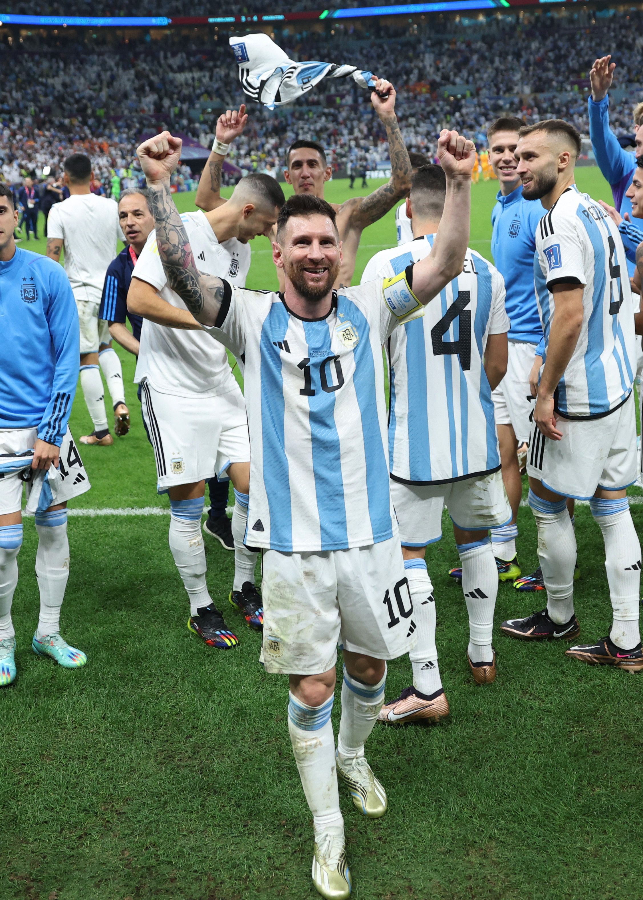 Lionel Messi snaps at member of Dutch camp after Argentina win