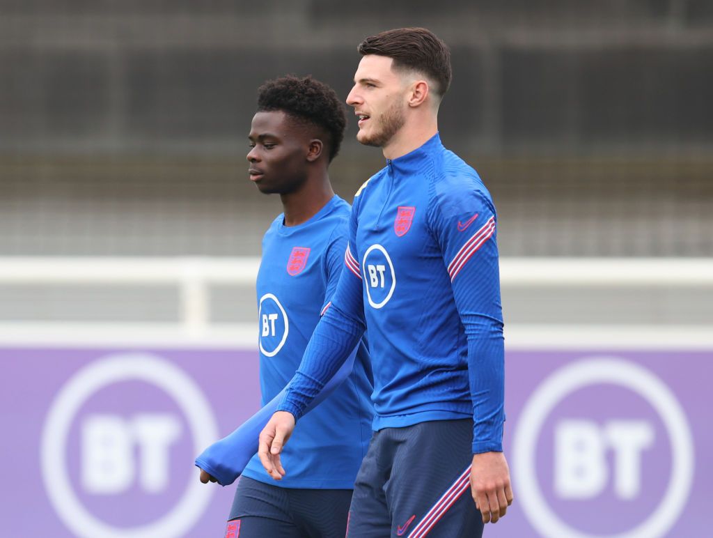 Saka's reaction after Maddison, Rice & Grealish failed in spelling test