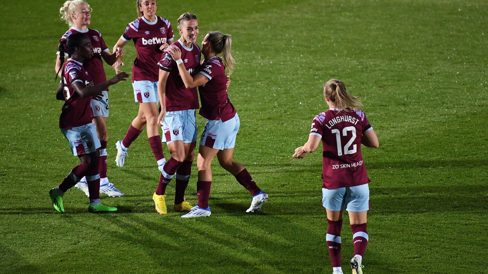 West Ham: Dressing room antics after WSL win vs Tottenham were brilliant