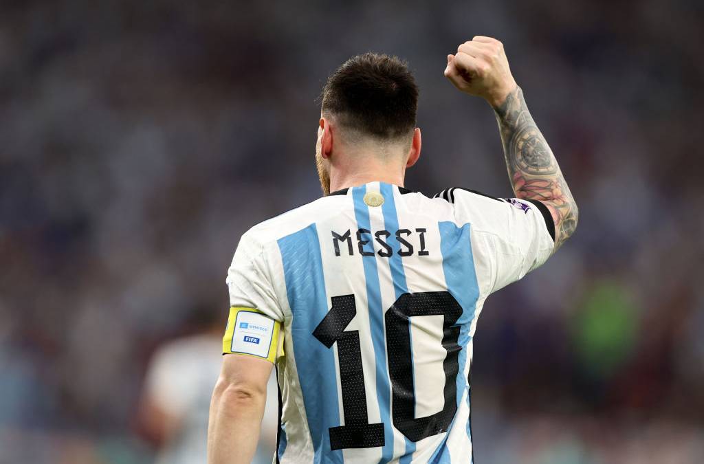 Lionel Messi: Fresh angle of Argentina star's dazzling run vs Australia